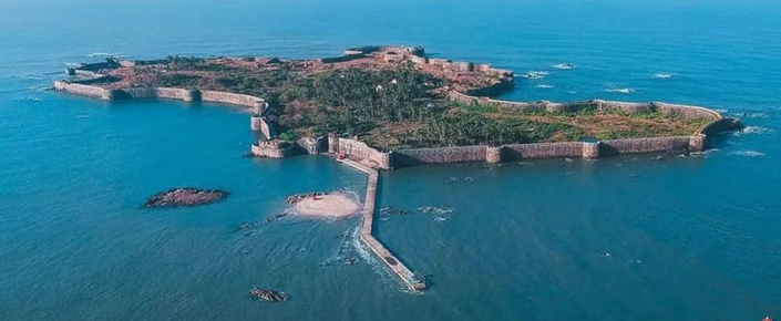 Exploring the Rich Cultural Heritage of Sindhudurg through its Forts ...